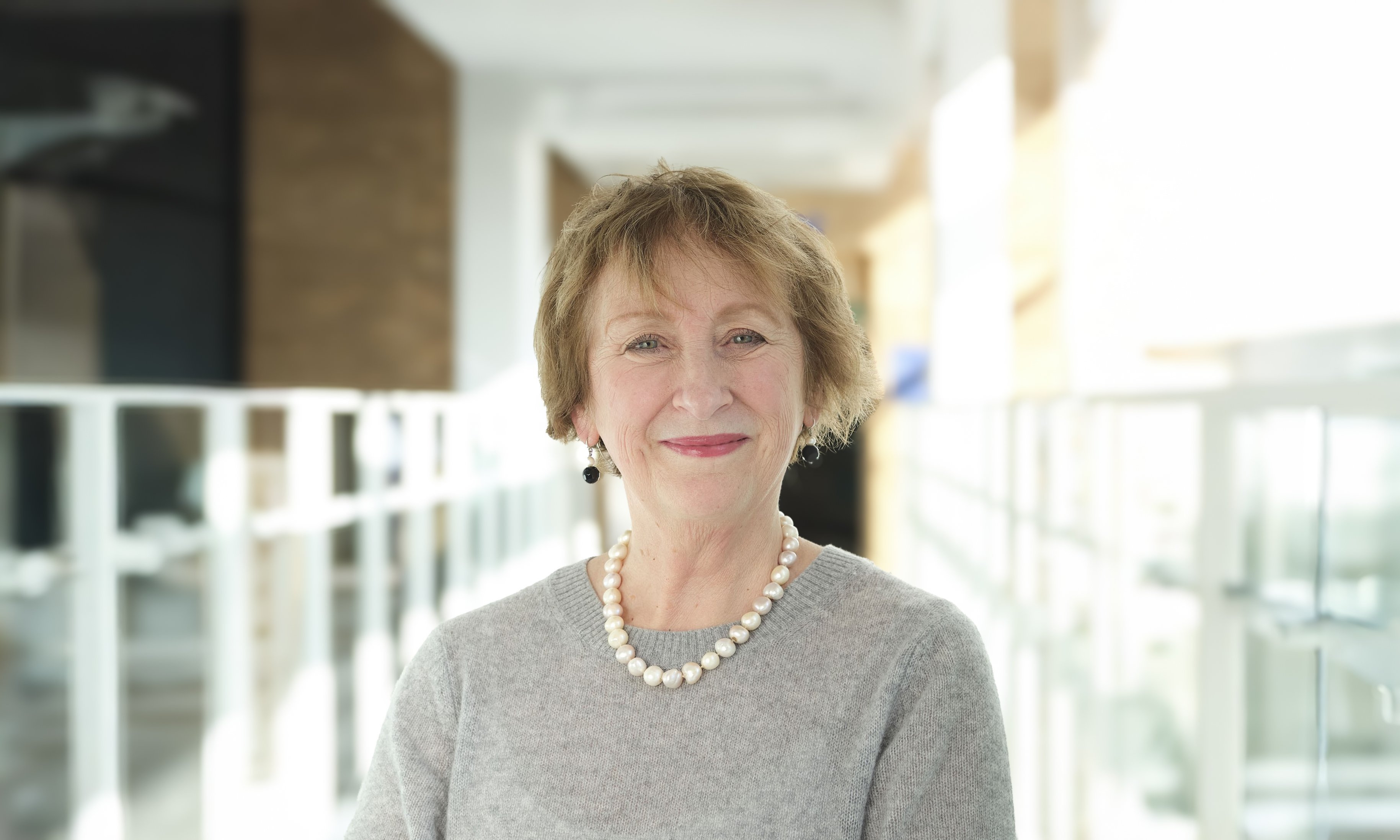 Professor Lesley Dwyer appointed as Hospitals Group Chief Executive ...